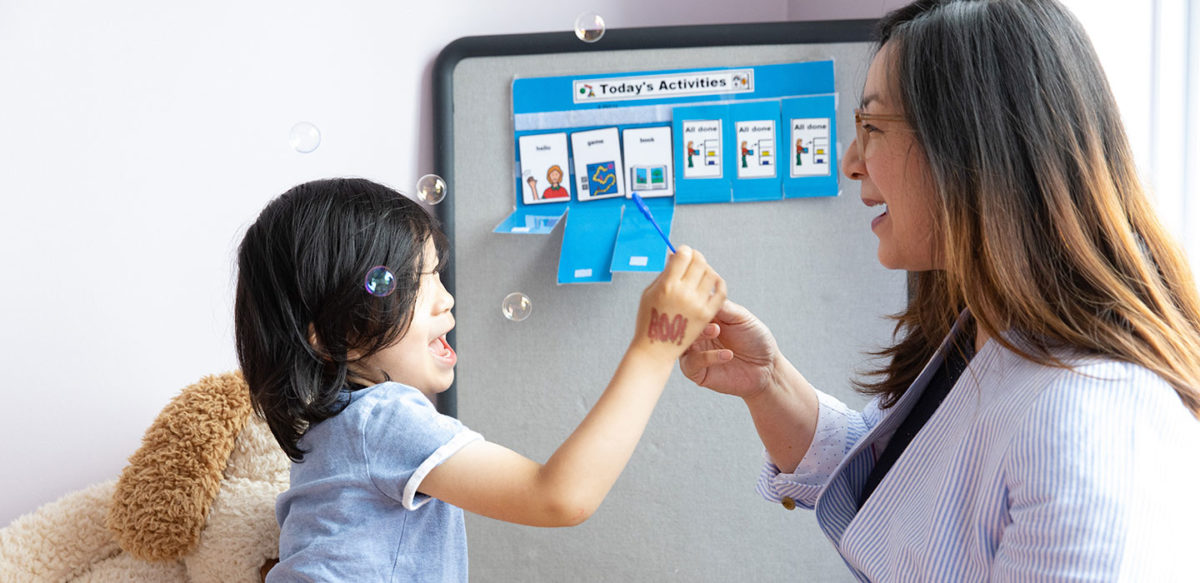 Speaking in Pictures – A guide to Alternative & Augmentative ...